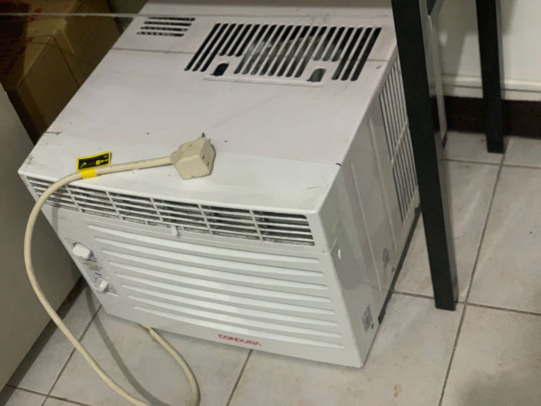 Condura 1hp aircon, TV & Home Appliances, Air Conditioning and Heating ...
