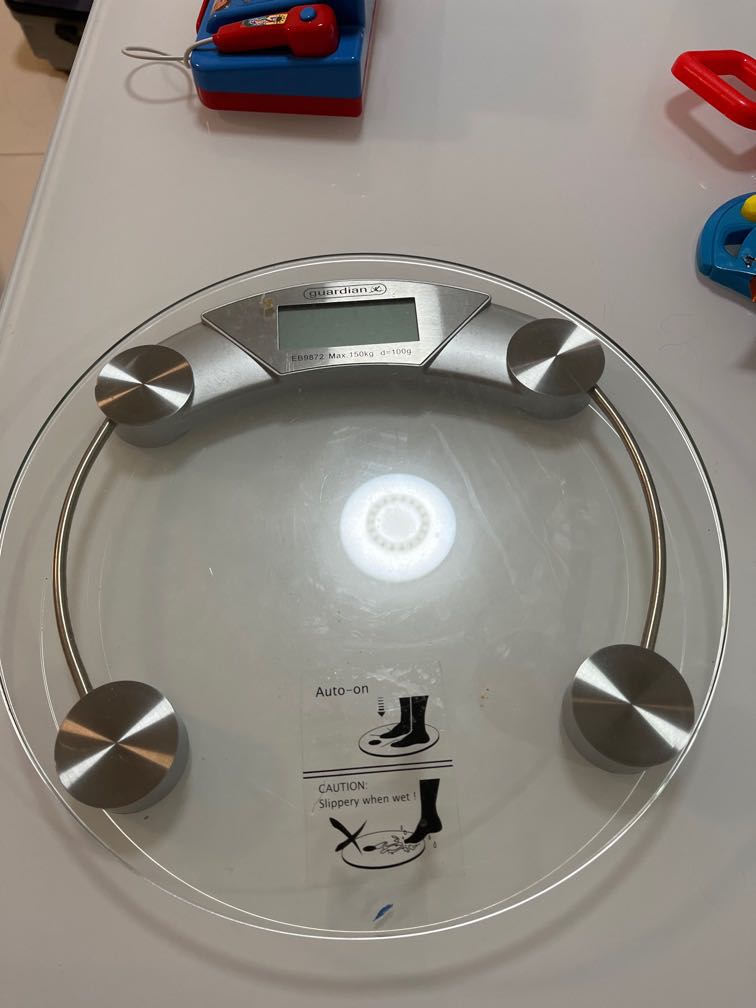 Guardian weighing scale, Health & Nutrition, Health Monitors & Weighing ...