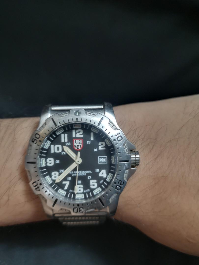 Luminox Series 8050 Divers Watch, Men's Fashion, Watches & Accessories ...