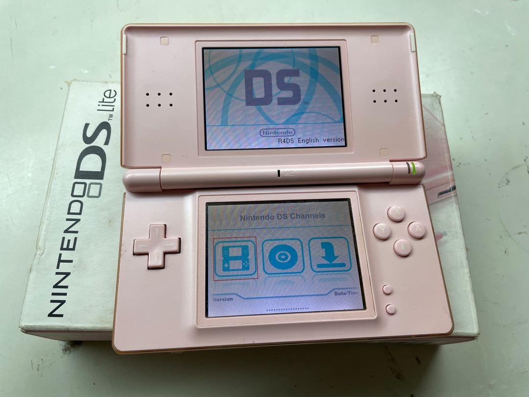 Nintendo DS lite with r4 and memory expansion, Video Gaming, Video Game ...