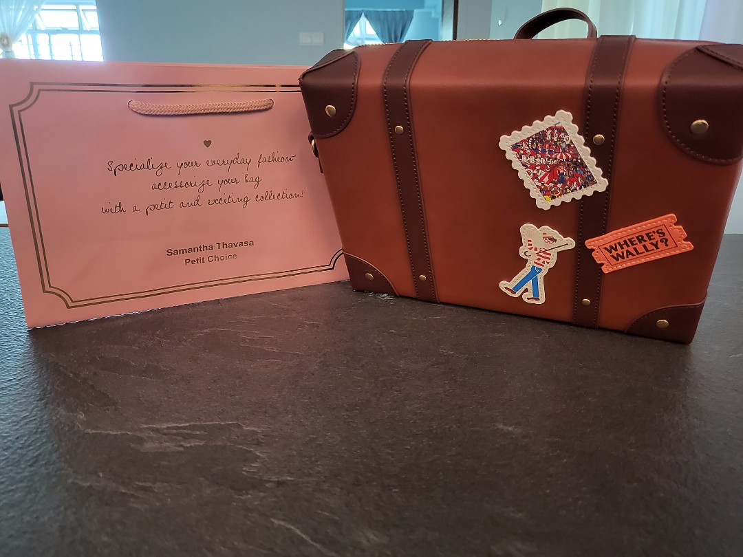 Samantha Thavasa Wally Trunk Bag, Women's Fashion, Bags & Wallets ...