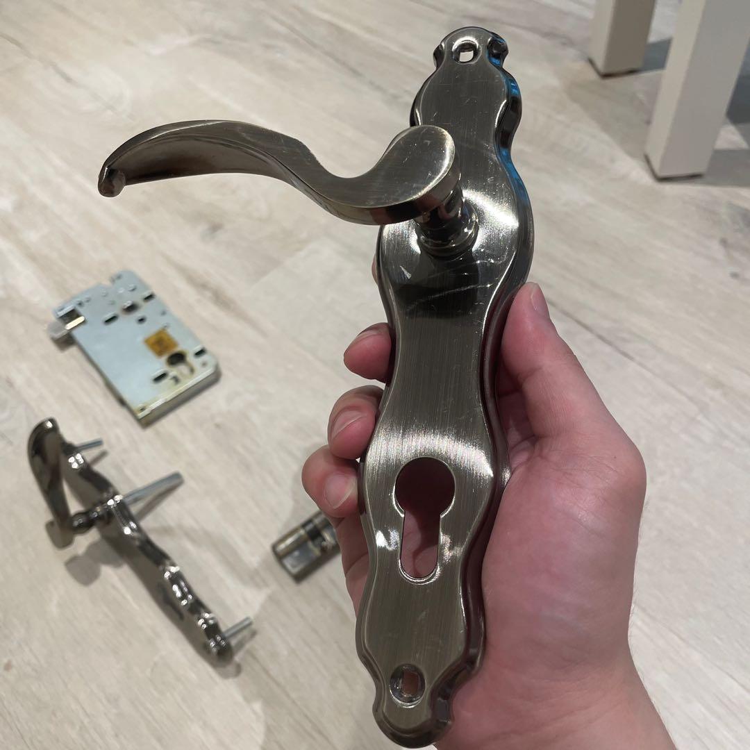 Second Hand HDB Gate Lock, Furniture & Home Living, Security & Locks ...