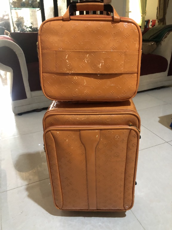 Set Tas & Koper LV Louis Vuitton, Fesyen Wanita, Tas & Dompet di Carousell