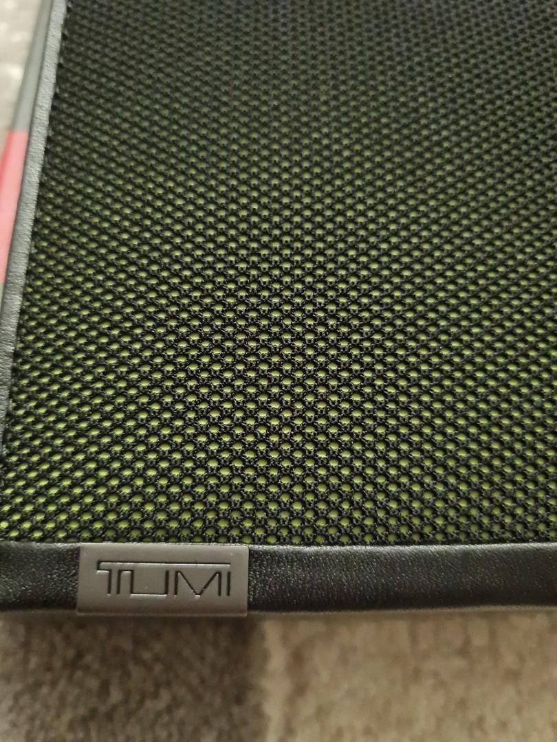 TUMI ID Lock authentic Passport Holder with Box, Men's Fashion, Watches ...