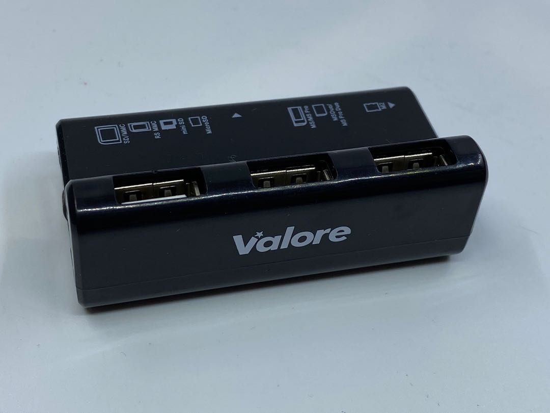 Valore USB hub with multiple card readers, Computers & Tech, Parts ...