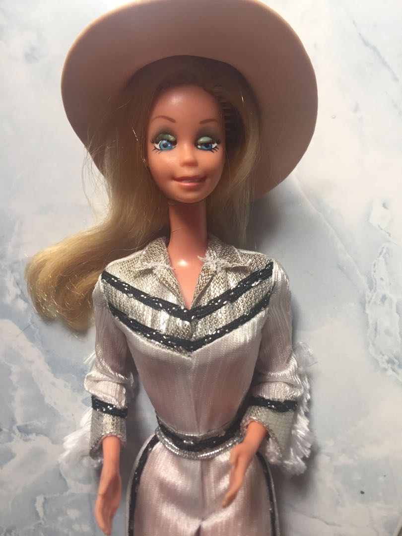 Vintage Barbie 1980 Western Winking, Hobbies & Toys, Toys & Games on ...