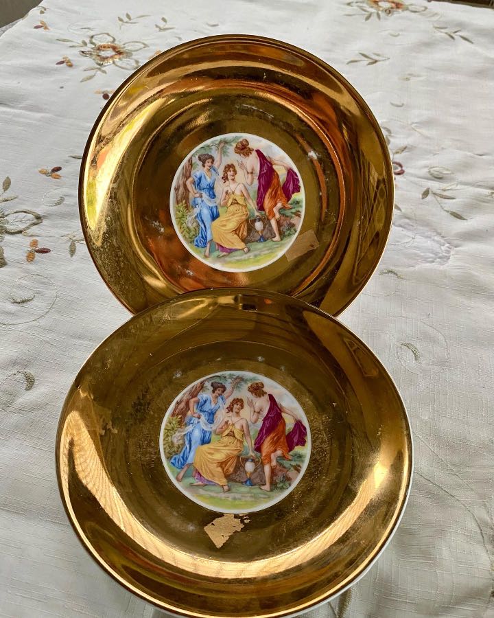 Vintage decorative Plates set of 2, Furniture & Home Living, Home Decor ...