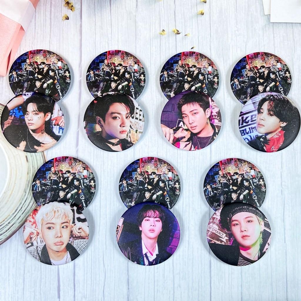[ PO CLOSED ] BTS SEASON'S GREETINGS BADGE SET, Hobbies & Toys ...