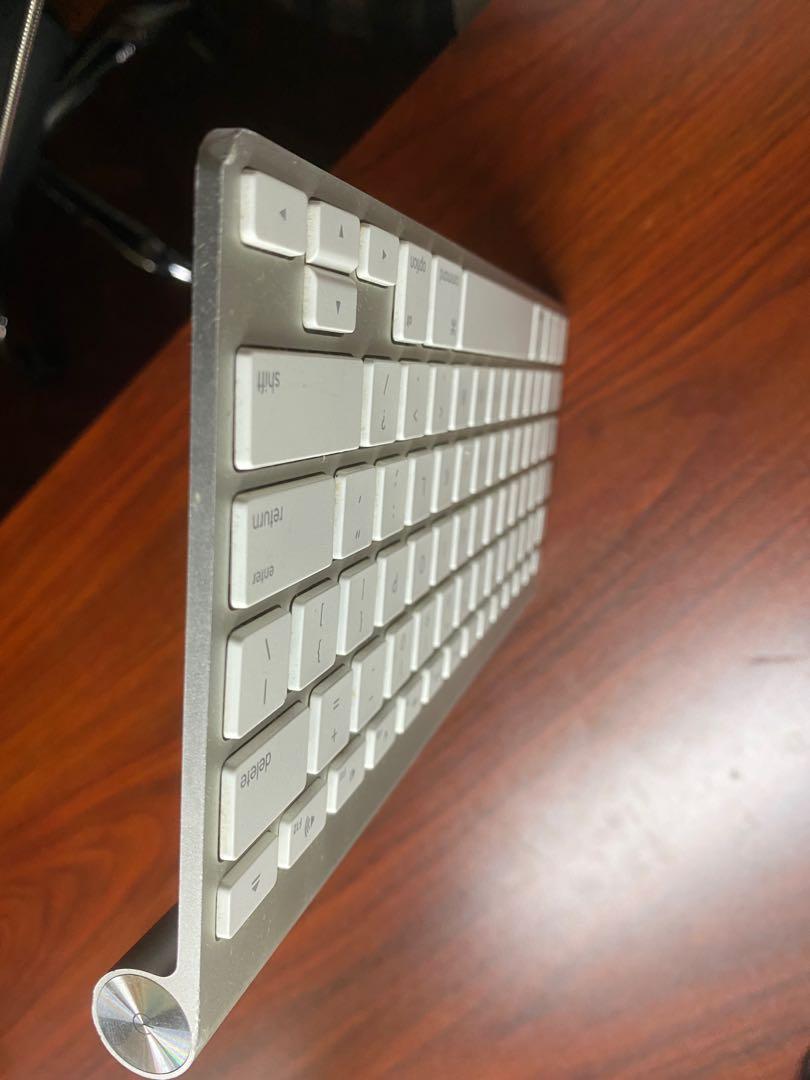 Apple Keyboard Generation 2, Computers & Tech, Parts & Accessories ...
