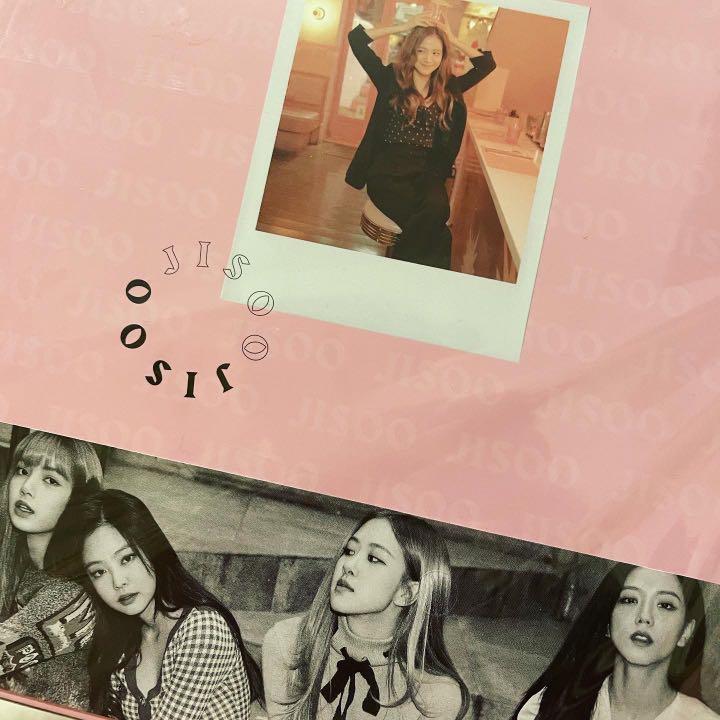Blackpink jisoo photobook, 興趣及遊戲, 收藏品及紀念品, 韓流 - Carousell