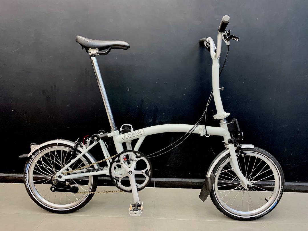Brompton M2L 2020 Papyrus White, Sports Equipment, Bicycles & Parts ...