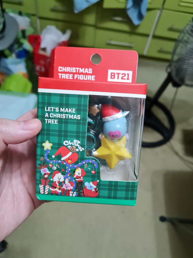 BT21 CHRISTMAS TREE FIGURE - MANG, Hobbies & Toys, Memorabilia ...