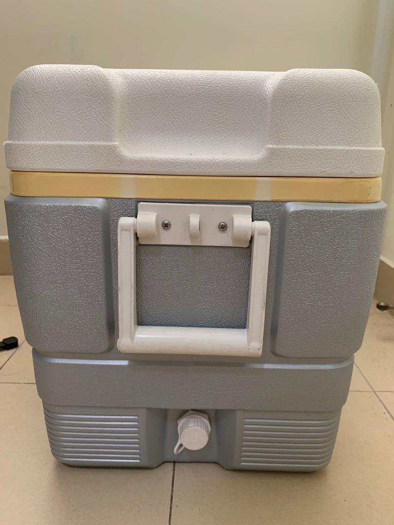 Cooler box 50 liter, Furniture & Home Living, Home Improvement ...