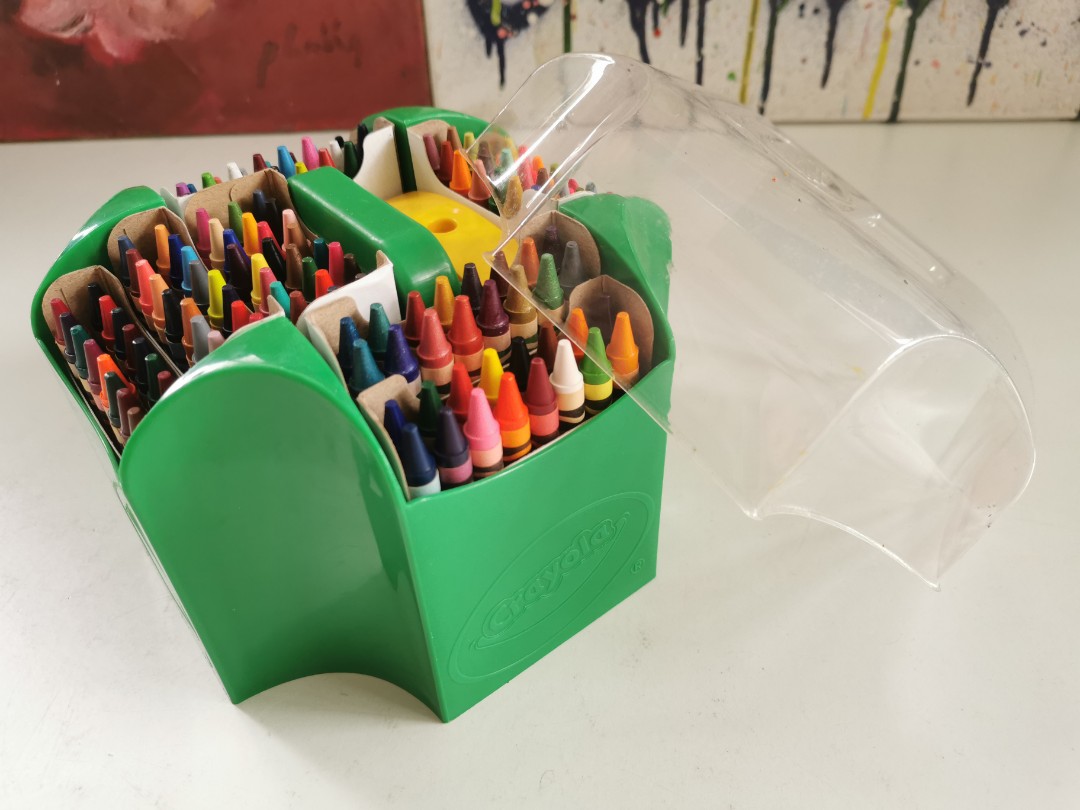 Crayon from crayola, Hobbies & Toys, Stationery & Craft, Art & Prints ...