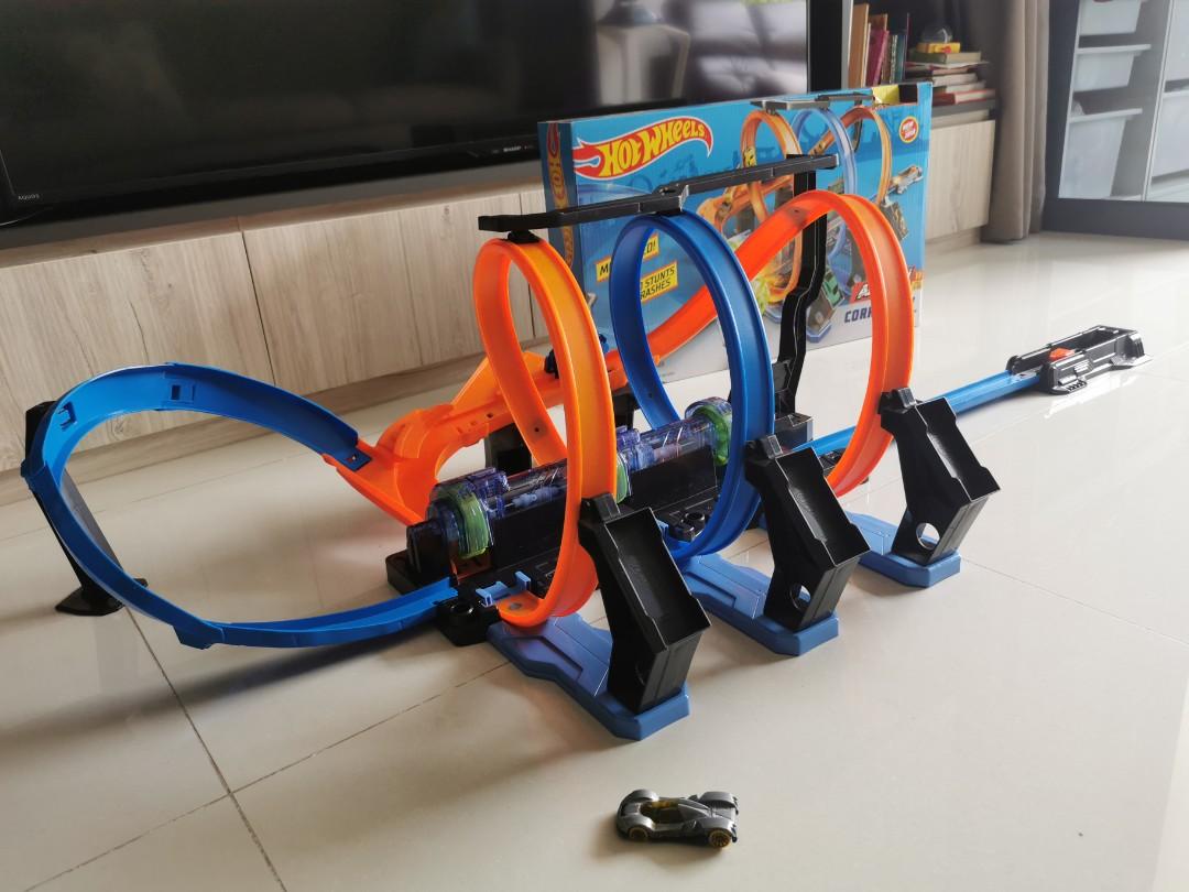Hot Wheels Corkscrew Track Set SALE, Hobbies & Toys, Toys & Games on ...
