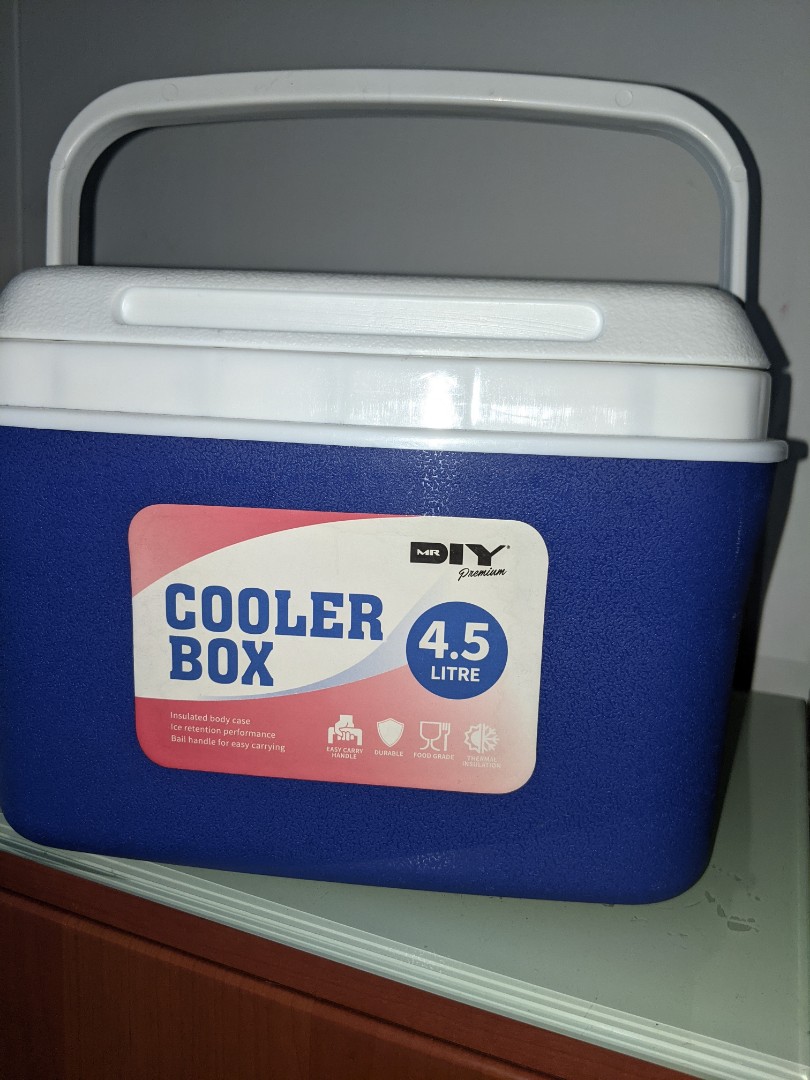 Ice/Cooler box, 4.5 litres, Furniture & Home Living, Kitchenware ...