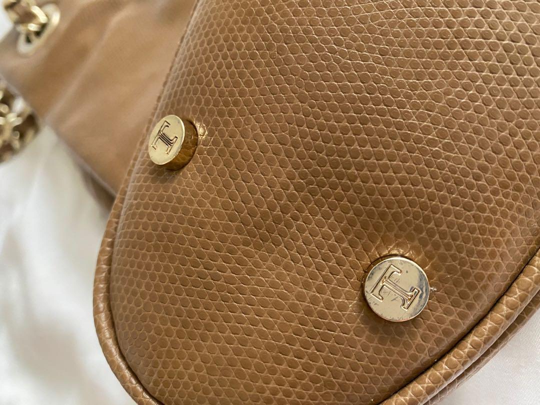 Ivanka Trump, Women's Fashion, Bags & Wallets, Shoulder Bags on Carousell