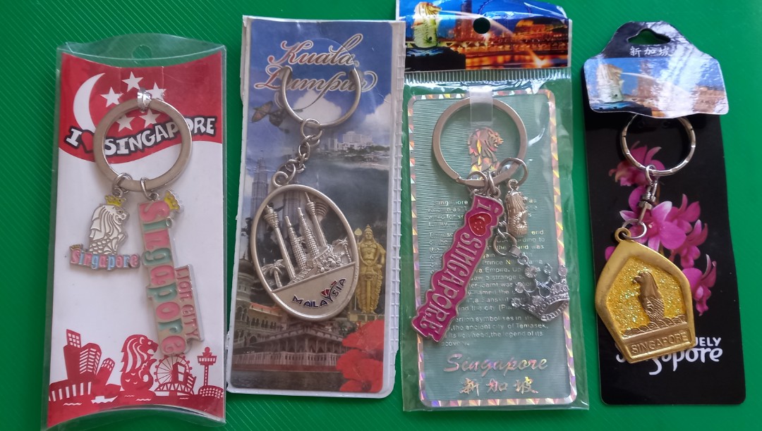 Keychain for different countries, Hobbies & Toys, Memorabilia ...