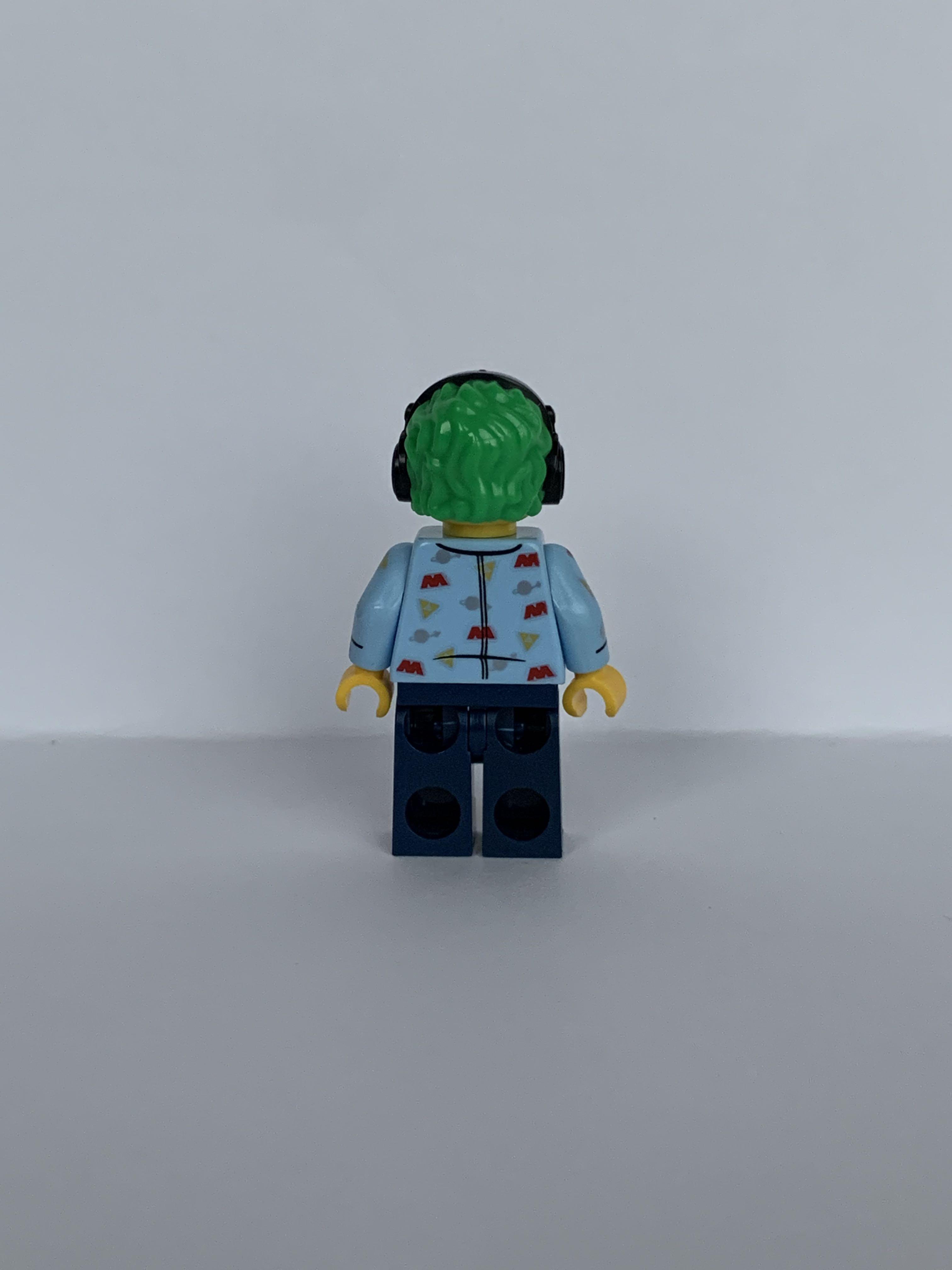 LEGO gamer minifigure, Hobbies & Toys, Toys & Games on Carousell