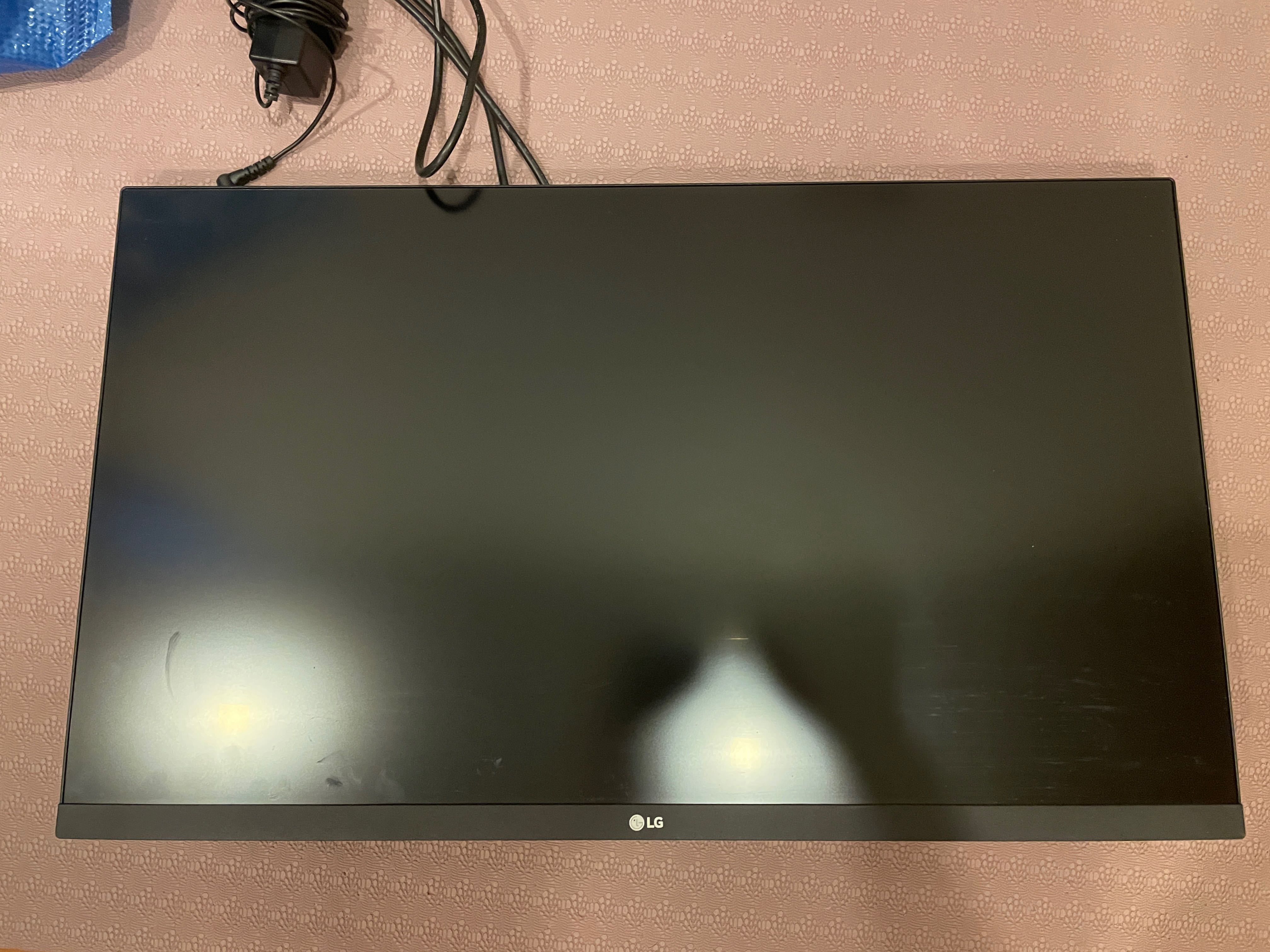 LG 27 inch LED monitor, Computers & Tech, Parts & Accessories, Monitor ...