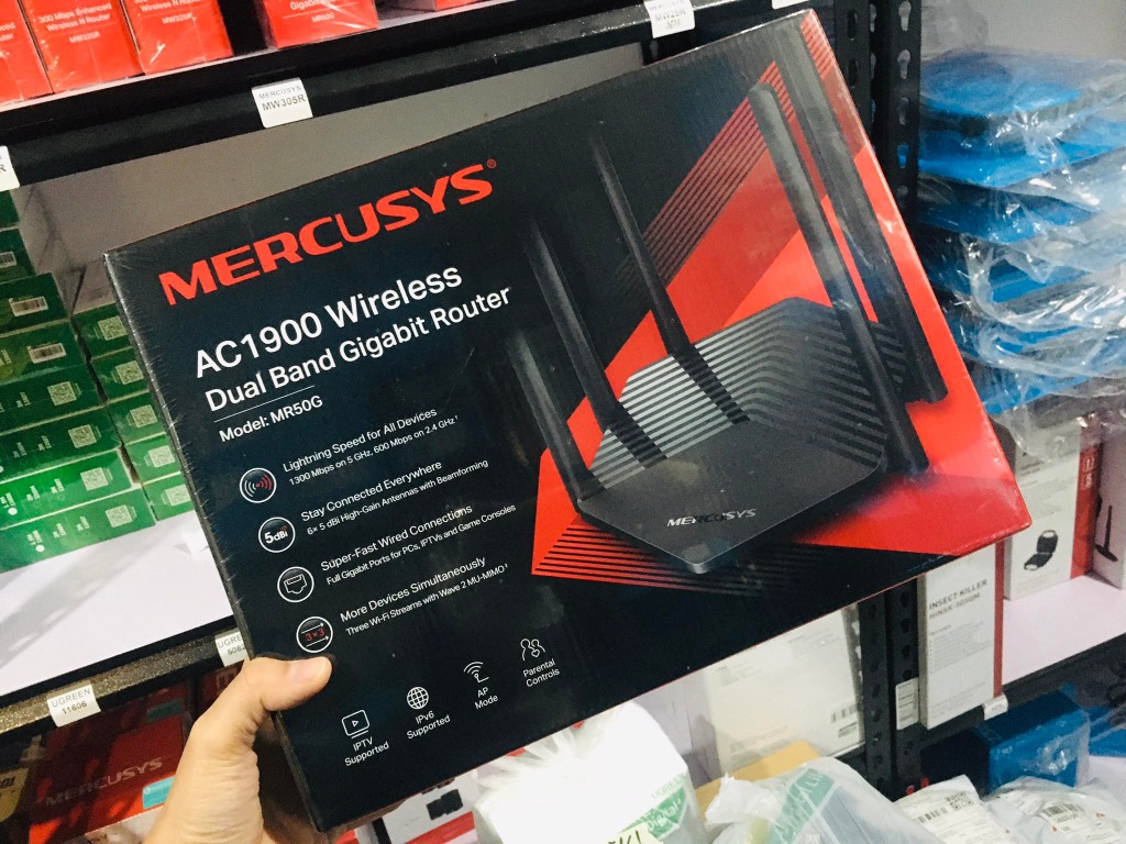 Mercusys MR50G AC1900 Wireless WiFi Dual Band Gigabit Router, Computers ...