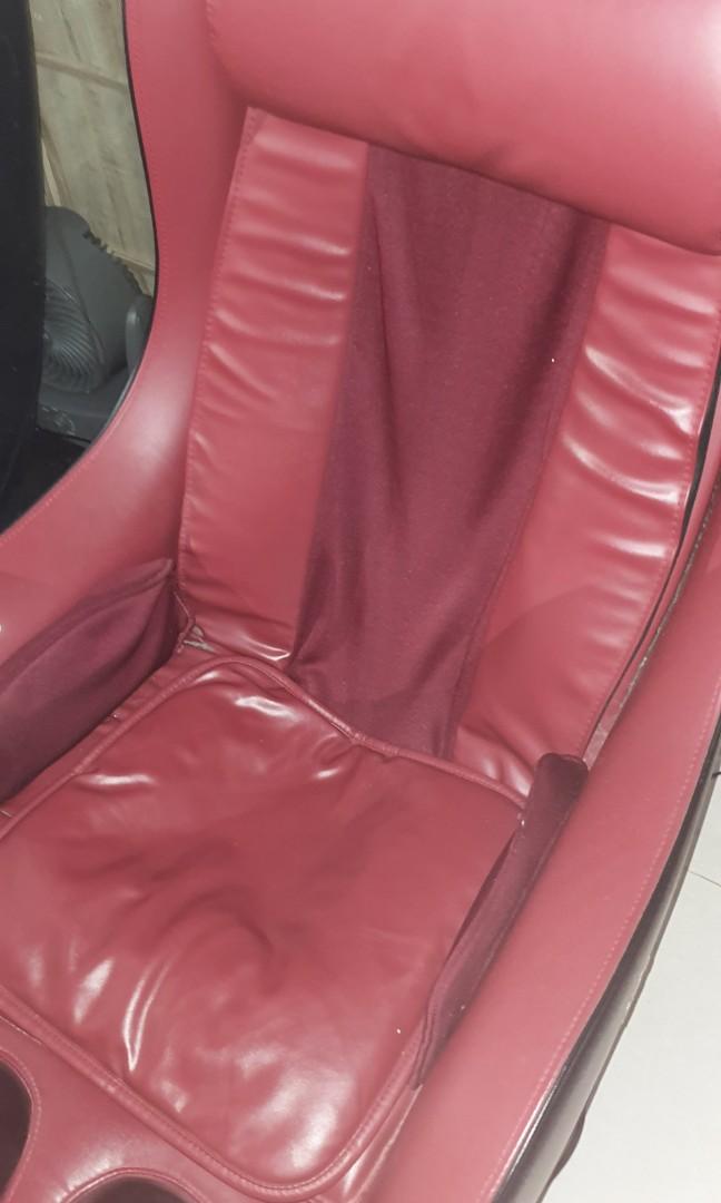 MiuDelight V2 Massage Chair second hand, Health & Nutrition, Massage ...
