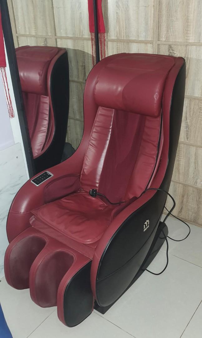MiuDelight V2 Massage Chair second hand, Health & Nutrition, Massage ...
