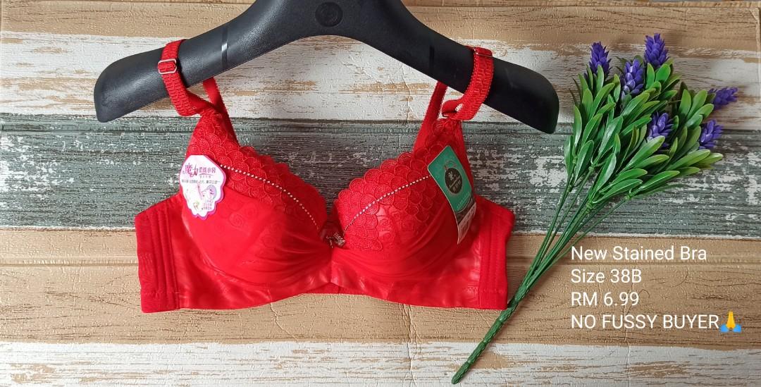 New Stained Bra 38B, Women's Fashion, New Undergarments & Loungewear on ...
