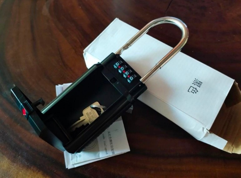 Padlock Lockbox, Furniture & Home Living, Security & Locks, Locks ...