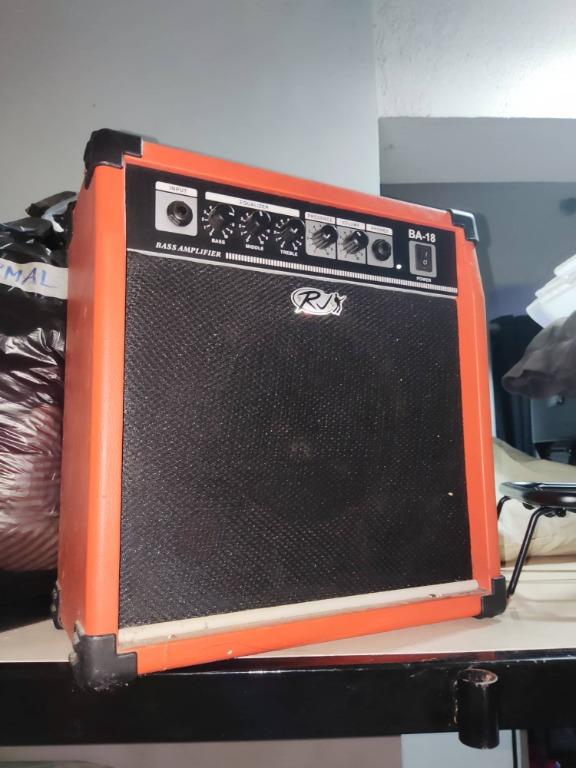 RJ BASS GUITAR w/ AMPLIFIER [RUSH], Hobbies & Toys, Music & Media ...