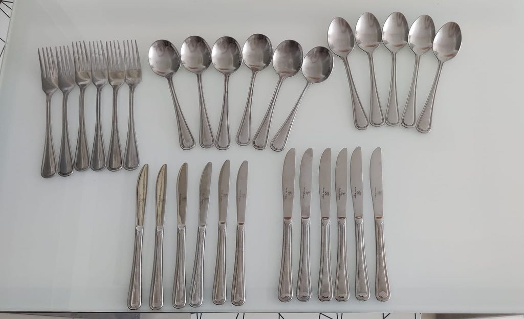 Stanley Rogers cutlery set, Furniture & Home Living, Kitchenware ...