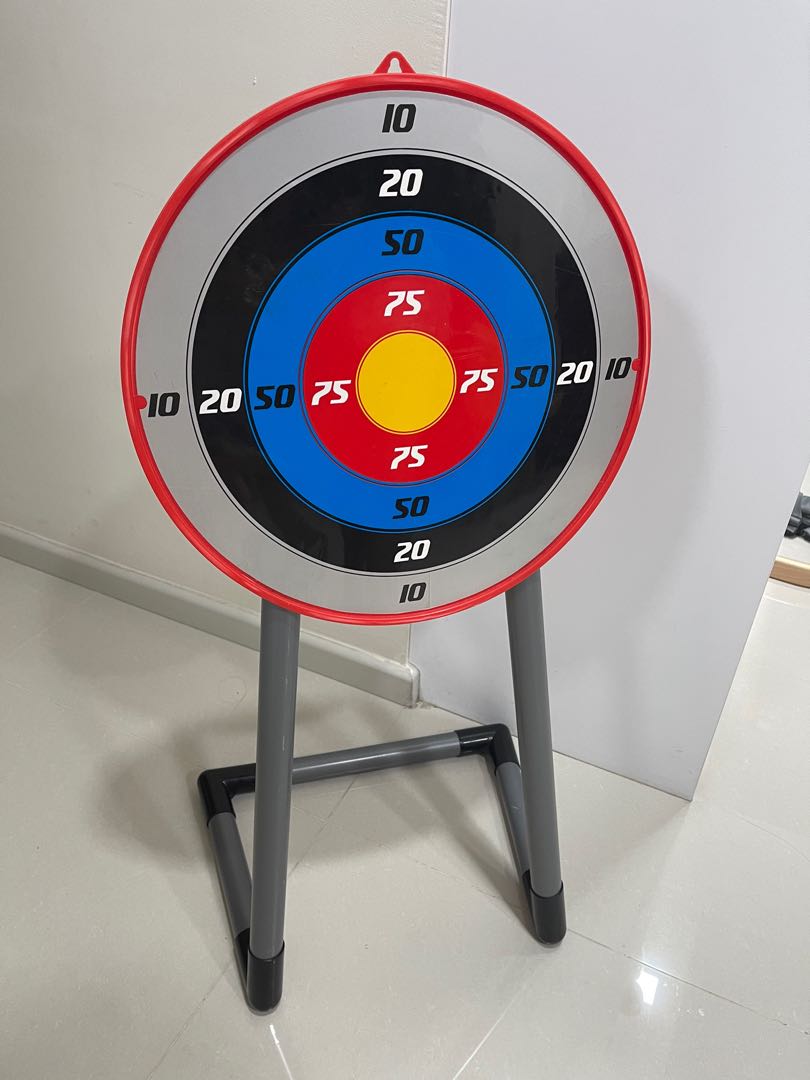 Target board, Hobbies & Toys, Toys & Games on Carousell