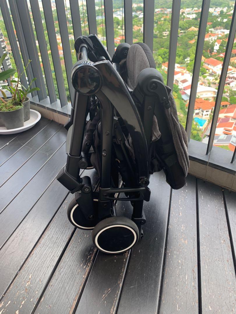 Tavo Amber compact light weight stroller cabin size, Babies & Kids ...