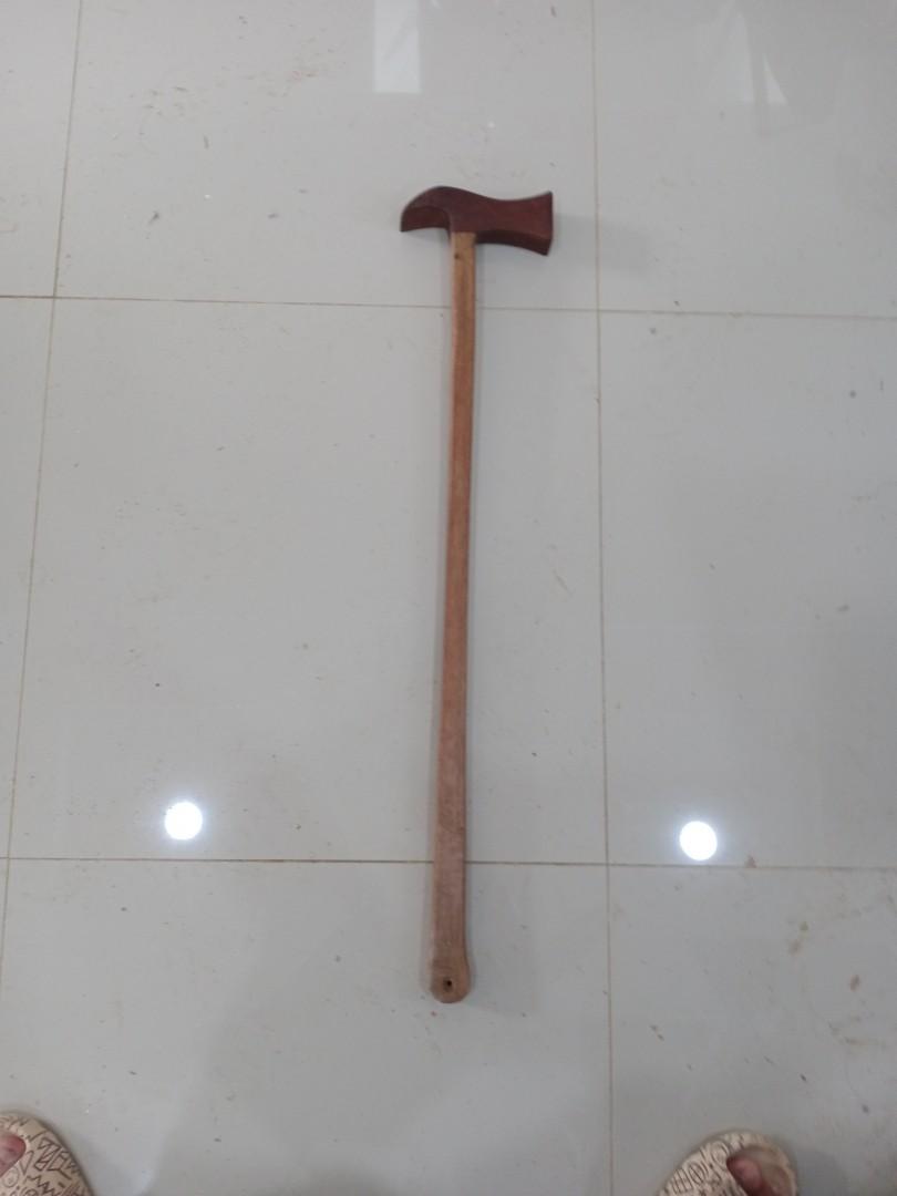 Tukul besi lama dan tukul kayu cengal, Furniture & Home Living, Home ...