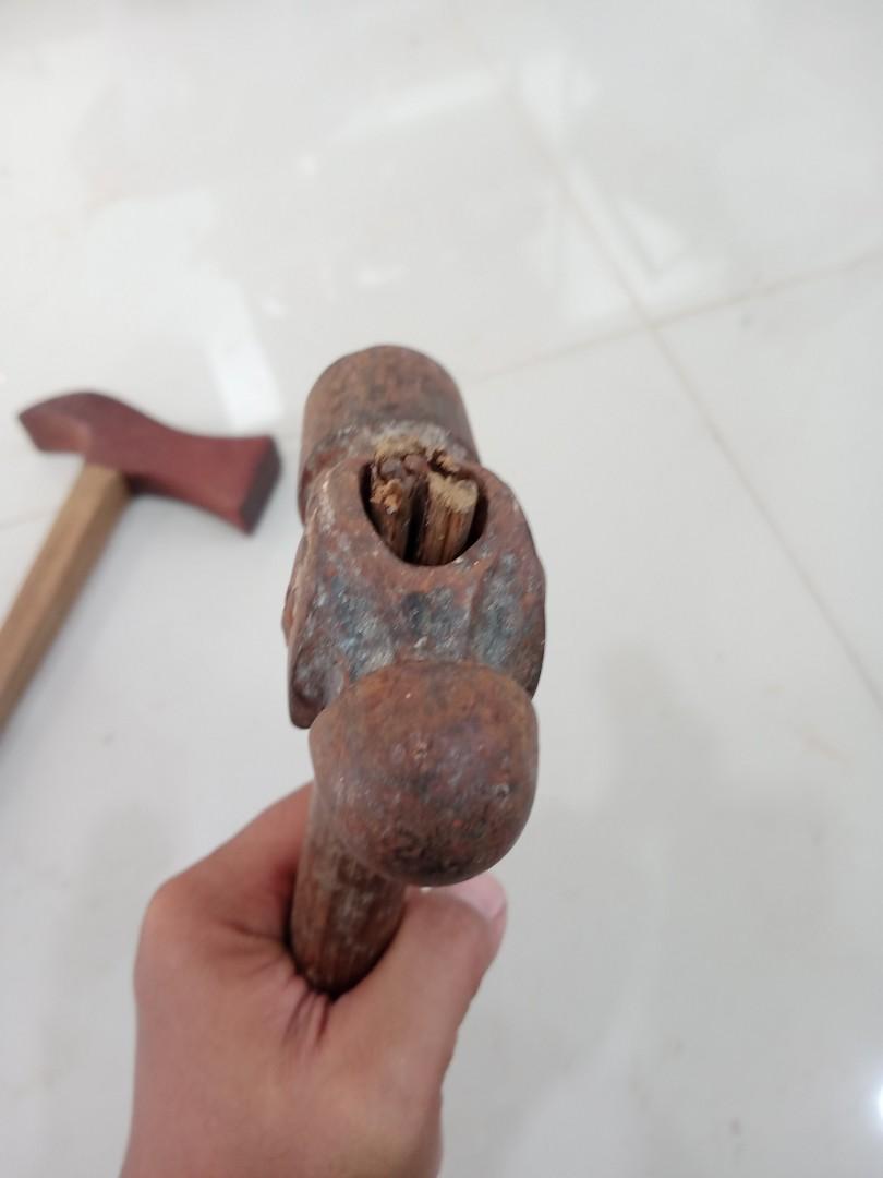 Tukul besi lama dan tukul kayu cengal, Furniture & Home Living, Home ...