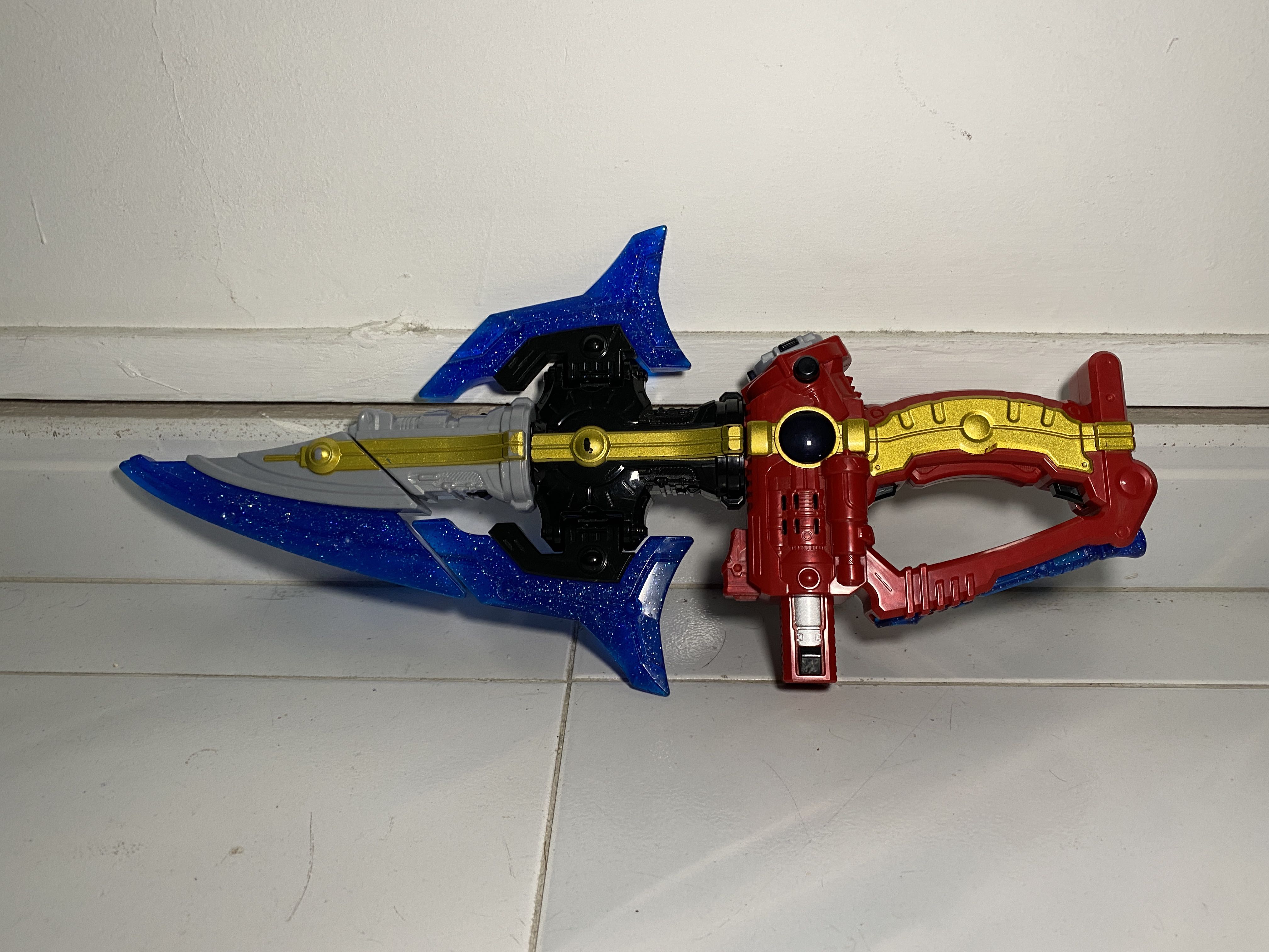 Uchu Sentai Kyuranger - Kyu The Weapon / Power Rangers Sword Gun Spear ...