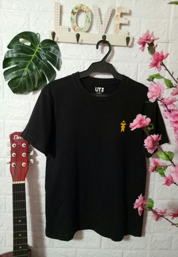 Uniqlo UT Disney Pixar The Incredibles Black Top, Women's Fashion, Tops ...