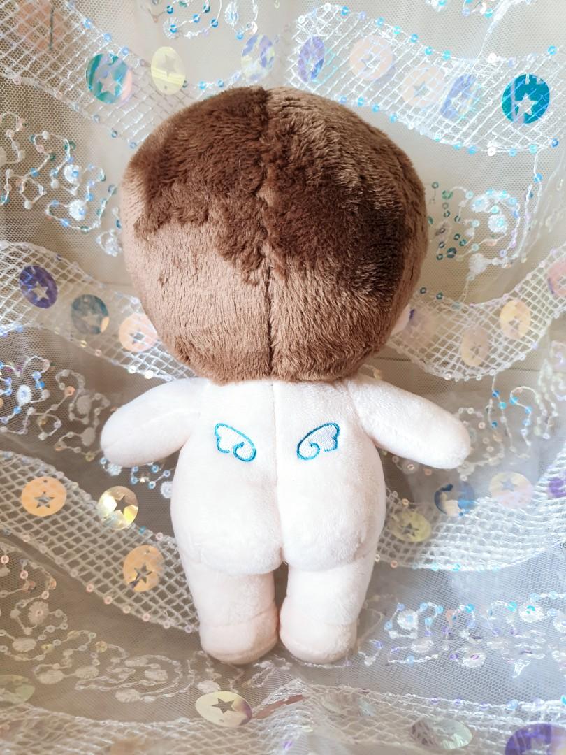 V Doll - [WTS] 20cm BTS Doll - Hopeful Taehyung Doll, Hobbies & Toys ...