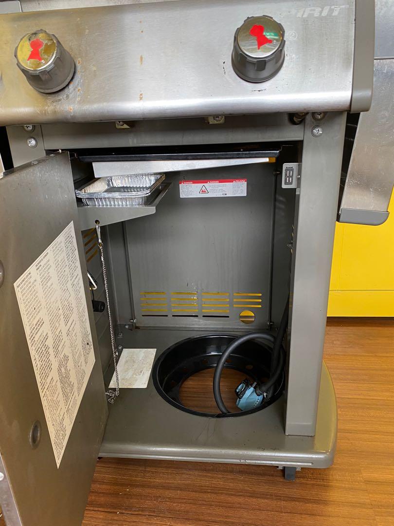 Weber spirit s210, TV & Home Appliances, Kitchen Appliances, BBQ ...