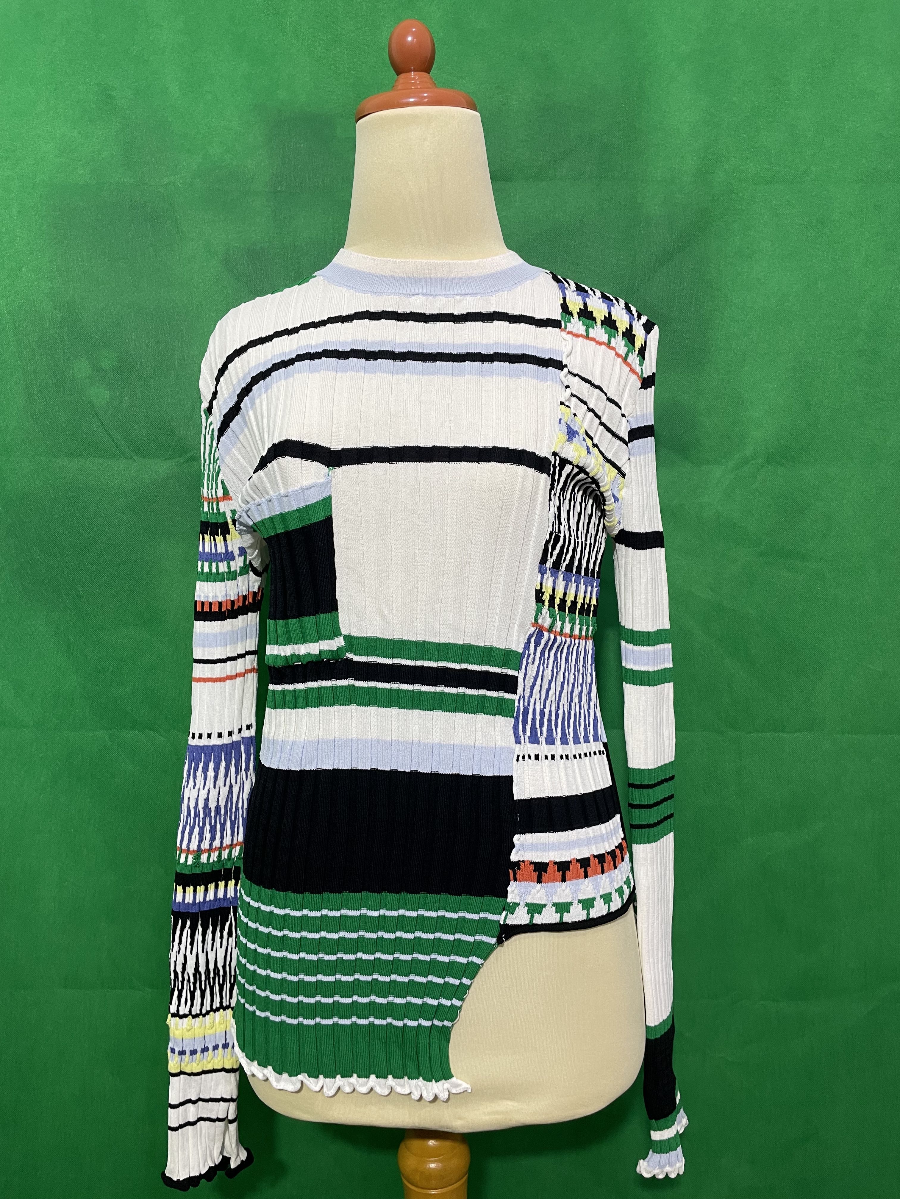 Baju garis garis korea style, Fesyen Wanita, Pakaian Wanita, Atasan di ...