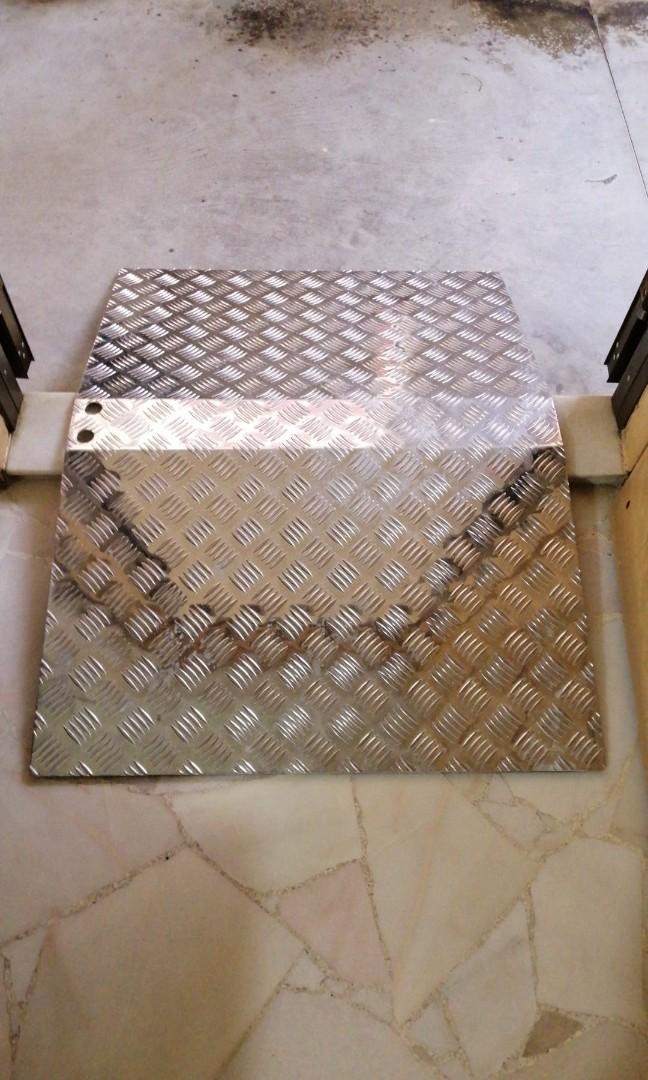 Aluminium Bridge ramp for wheelchair, Furniture & Home Living, Bathroom ...