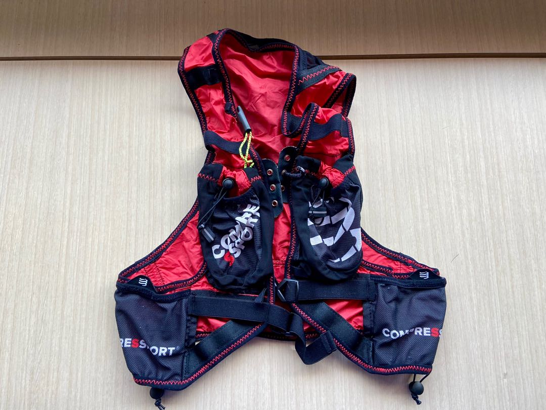 Compressport trail running vest, Sports Equipment, Other Sports ...