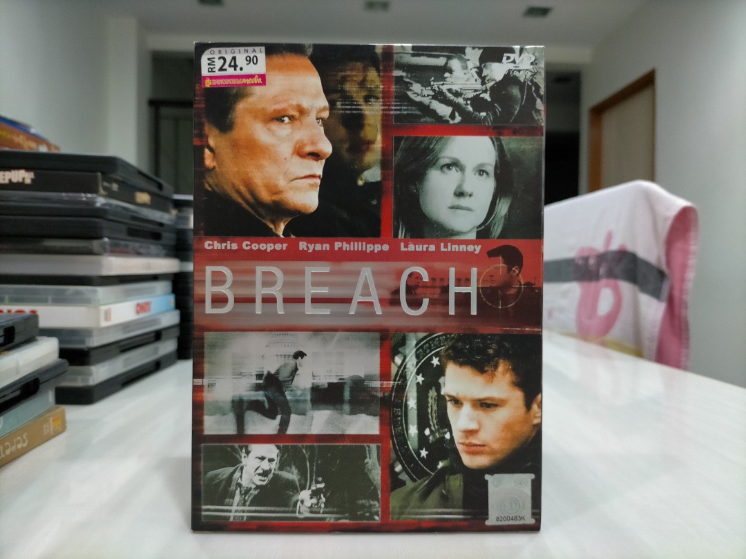 (DVD) Breach, Hobbies & Toys, Music & Media, CDs & DVDs on Carousell