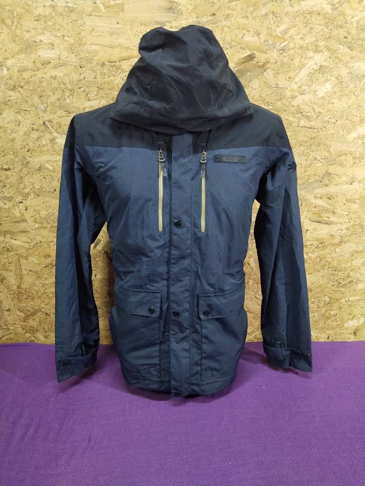 Eider, Men's Fashion, Coats, Jackets and Outerwear on Carousell