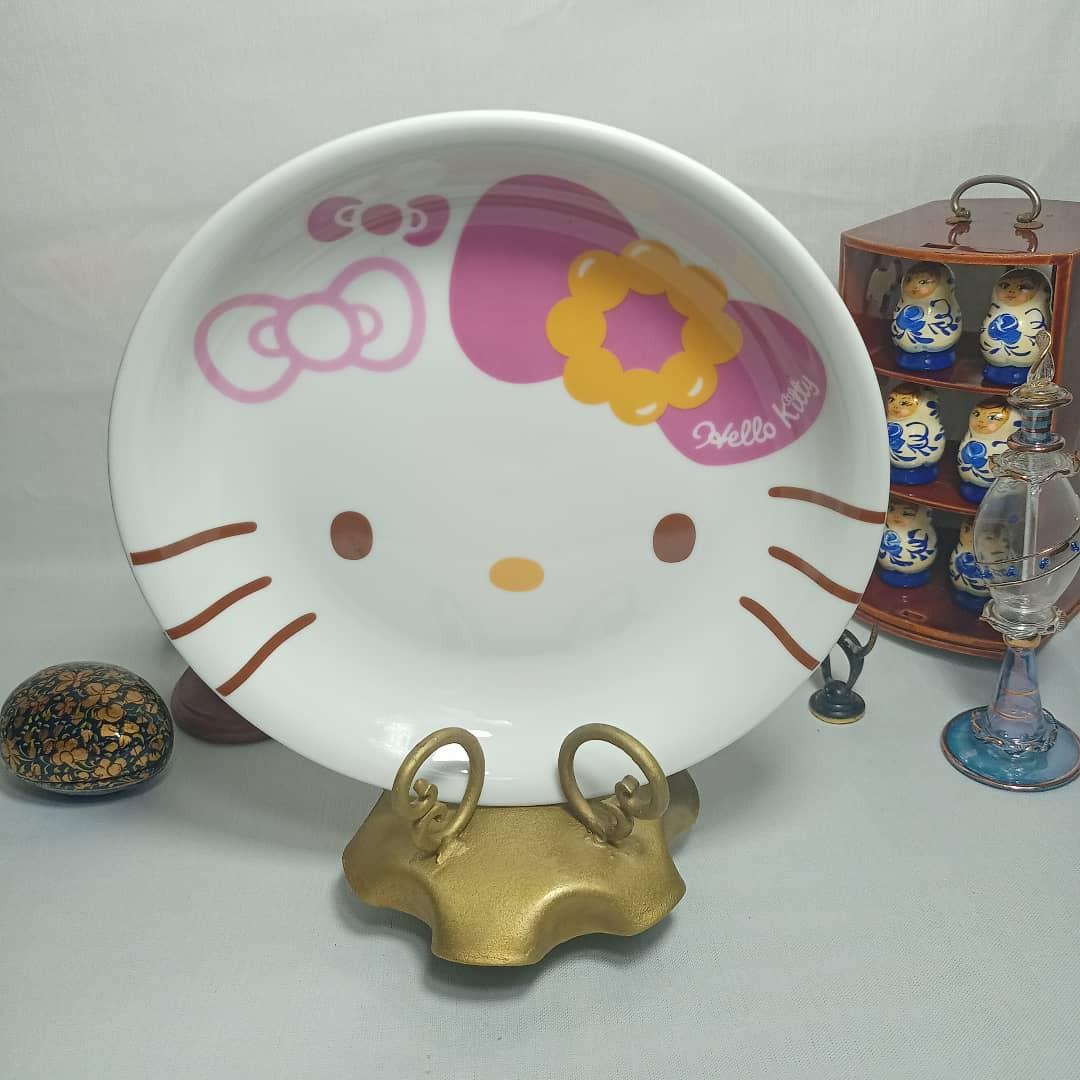 HELLO KITTY PLATE, Furniture & Home Living, Kitchenware & Tableware ...