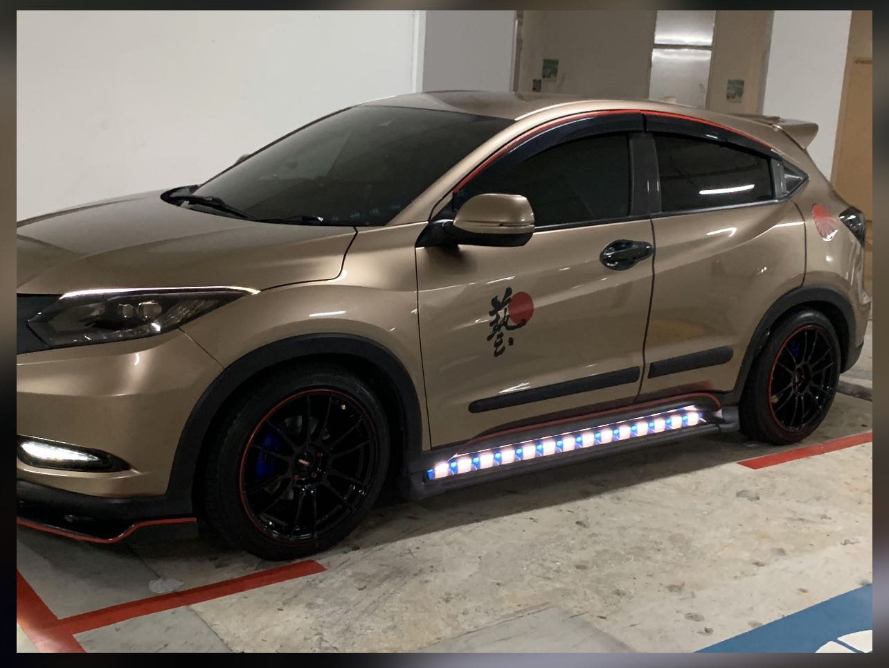 Honda Vezel side step, Car Accessories, Accessories on Carousell
