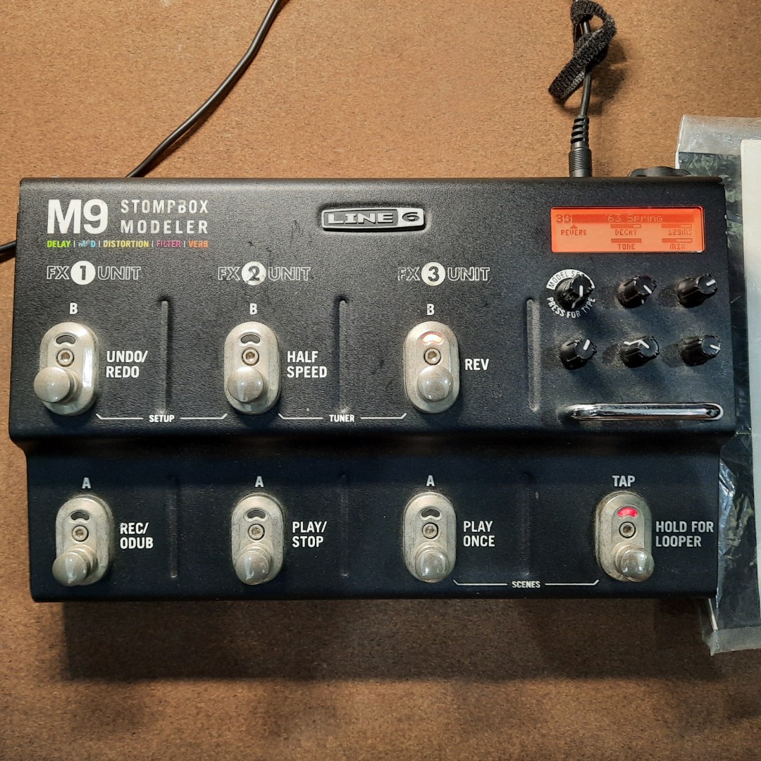 Line 6 M9 Stomp Box, Hobbies & Toys, Music & Media, Music Accessories ...