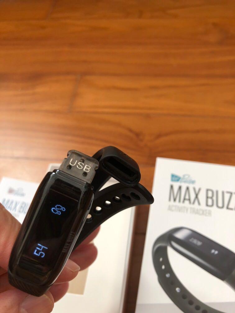 MAX BUZZ active tracker, Mobile Phones & Gadgets, Wearables & Smart ...
