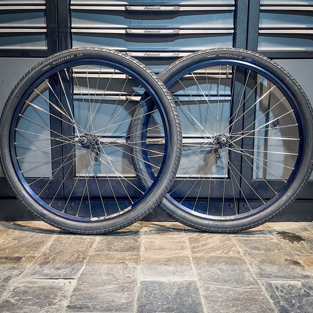 Shimano XT Mavic 717 Disc Wheelset, Sports Equipment, Bicycles & Parts ...