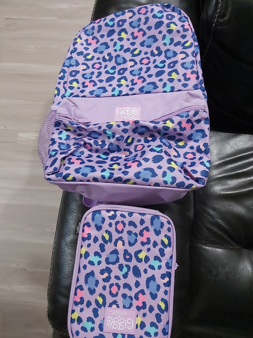 Smiggle Bundle (A purple smiggle backpack & Purple Lunchbag), Babies ...